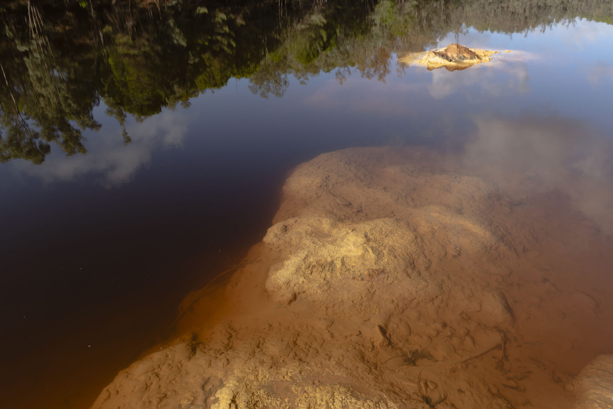 Fotografiando el río más raro de La Tierra. Episodio 2. - Sociografia
